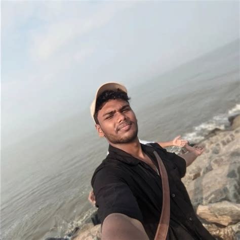 Sayed Waseem Iamwzm • Threads Say More