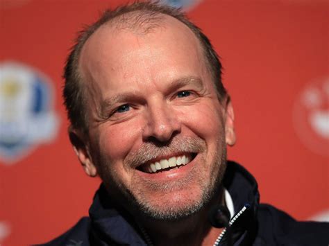 Download Beaming Steve Stricker Wallpaper