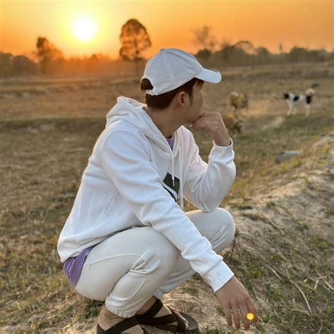 เอาโมเม้นน่ารักๆของพ่อนกกับลูกสาวอะอายมาฝากพี่น้องครับ ️ ️ นก พงศกร ยูเรีย เสียงวิหค สาวออยแฟนเพ