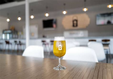 Pathlight Brewing Premium Wood Floors Hardwood Floor Refinishing Professionally And Reliably