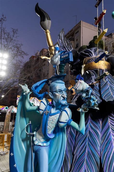 Selección De Ninots De La Sección Especial De Las Fallas De Valencia Fotos
