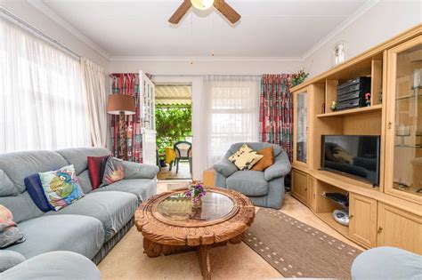 2 Bedroom Townhouse For Sale In Westering P24 116909400
