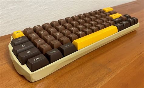 Lattice60 Custom Ortholinear Keyboard With Standard Keycaps Enclosed