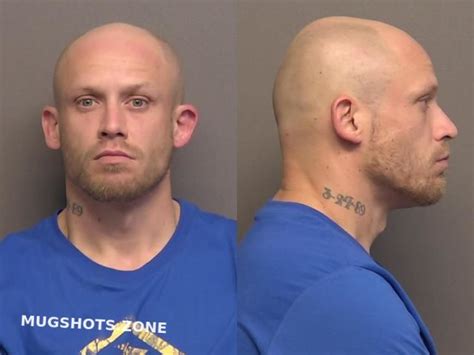 Davis Cole Dathan 04 09 2023 Saline County Mugshots Zone