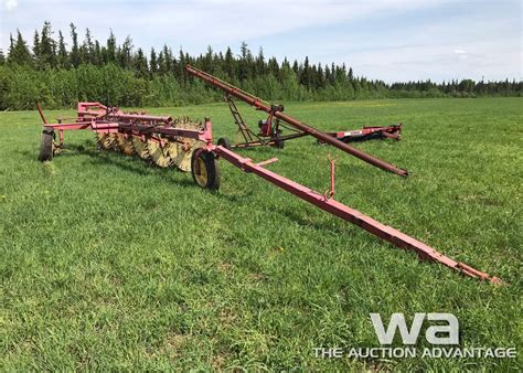 Horwood Bagshaw 6 Wheel Root Rake Weaver Bros Auctions Ltd