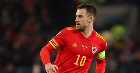 웨일스 축구대표팀 주장 램지 사우디 뿌리치고 고국 카디프로