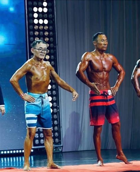 Gossip Үсээ хусуулаад хандив тусламж гуйгаад орон дээрээ дусал залгуулаад хэвтээгүй л бол “ЭНЭ