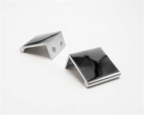 Edge Solid Metal Tab Pull Concept Hardware