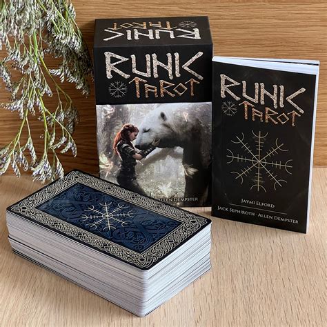 Bộ Bài Runic Tarot Deck Tri Thức Từ Cổ Ngữ Runes Bắc Âu