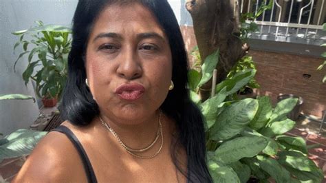 Balbina The Big Feet Queen On Sexy Pantyhose And B Stilettos Foot Fetish Paradise Clips Sale