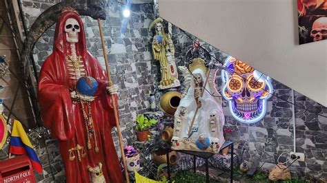 La Famosa Celebración Mexicana De “la Santa Muerte” Se Vino A Nuestro