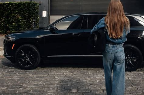 Saquon Barkleys Fiancee Turns Heads With Super Bowl 59 Outfit The Spun