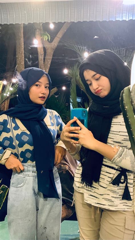 Pin oleh cukcuk di Beautiful hijab | Gambar gadis cantik, Gaya hijab ...