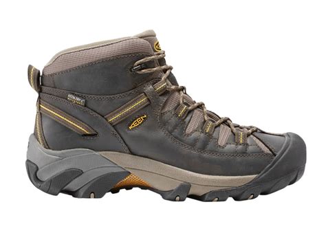 The Best Lightweight Hiking Boots Of 2021 — Treeline Review