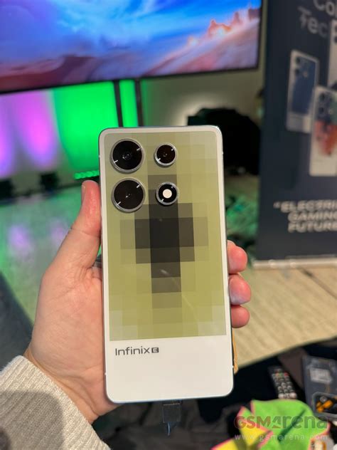Infinix Showcases E Ink Technology On Its Color Shifting Phone