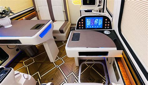 7 Seats Gulfstream First Class Classial Coaster From China Manufacturer