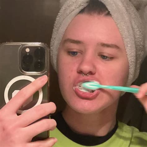 🧢 Xmaakex • Threads Say More