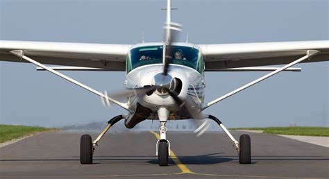 Soaring High Hd Cessna Flight Wallpaper Khushu