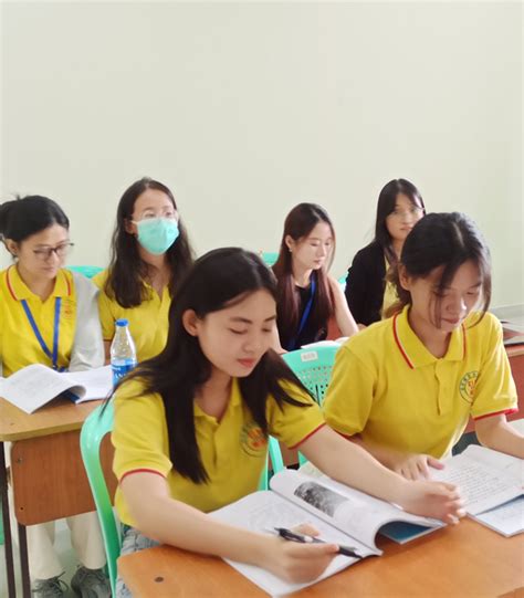Grade 10 Elbc Easten Language And Business Center
