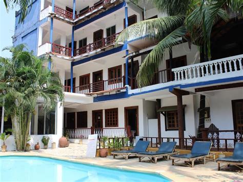 Best Areas To Stay In Goa For Families Budget Travelers Couples And