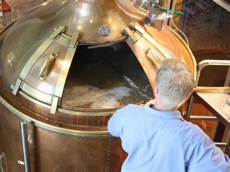 Why Does Foam Appear During Distillation And How To Prevent It