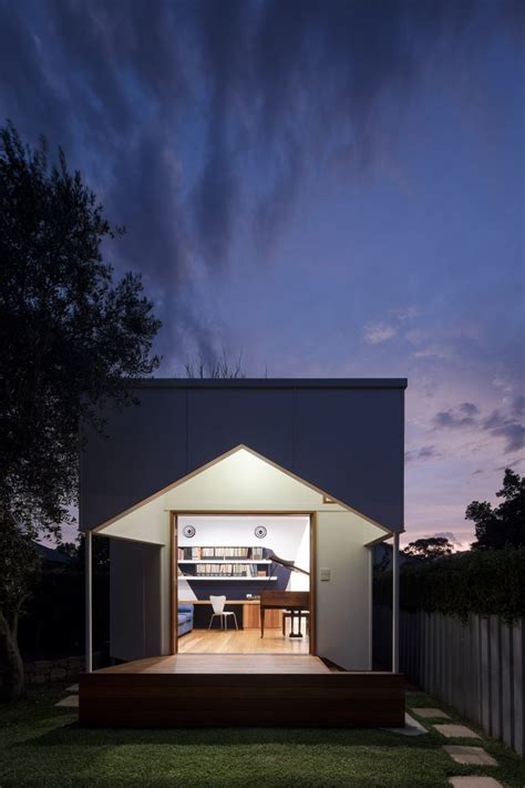 M3 Architecture Adds Music Studio With Stage To Garden Of Australian Home