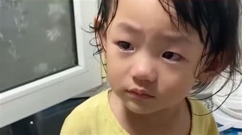 Girl Refuses To Let Father Bathe Her After Mothers Sex Education Talk