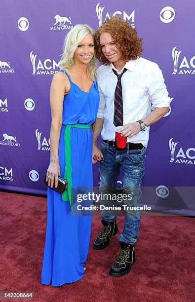 Carrot Top Comedian Photos And Premium High Res Pictures Getty Images