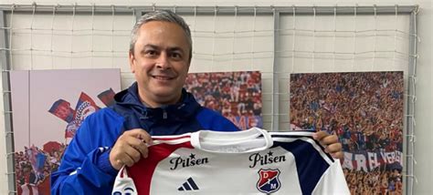 Juan Camilo Restrepo No Va Más Renunció A La Presidencia Del Deportivo