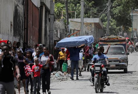 Haitians Flee Gang Warfare In Port Au Prince August 18 2023 Reuters