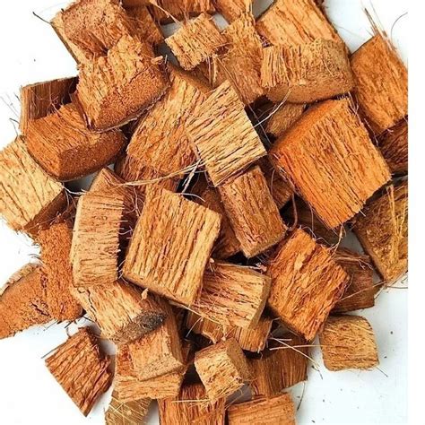 Coconut Husk Chips Packaging Size Loose At ₹ 250 Kg In Thanjavur Id