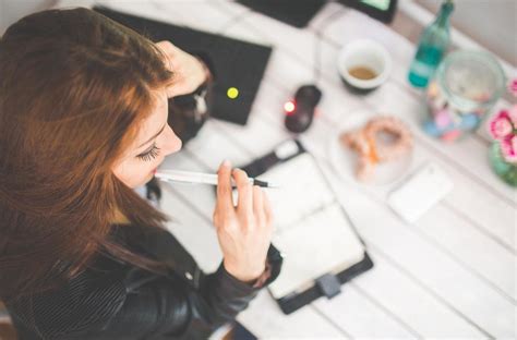 英语中表示地点和空间的介词到底应该怎么用 知乎