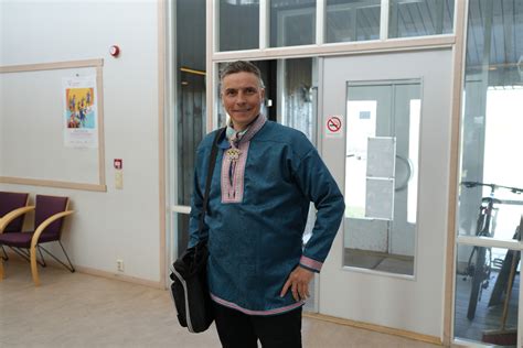 Pride Levgen Háddje Politihkalaš Eanet­logu Avvir