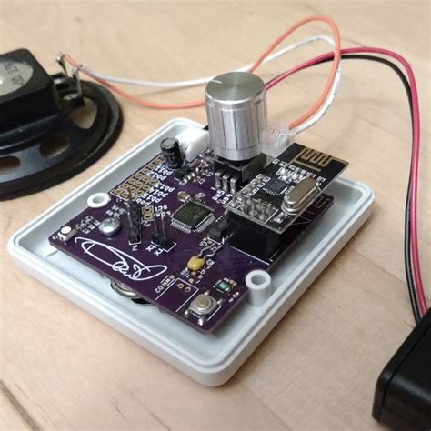 Low Power Mesh Networking For Small Sensor Grids