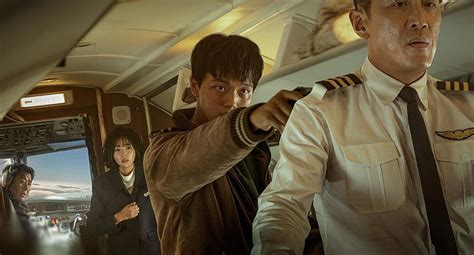 Review Film Hijack 1971 (2024) - KINCIR.com