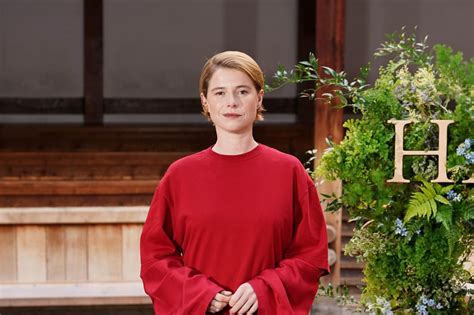Jessie Buckley And Cast Of Adolescence In Running For Golden Globes The Standard