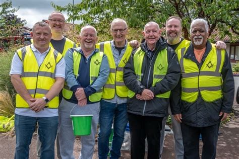 Eastern Area Freemasons Support Springhill Hospice With Car Park