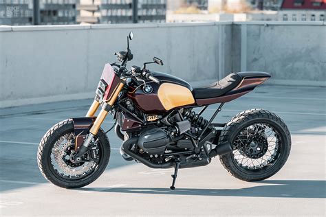 Boxed Burgundy A Custom Bmw R12 Ninet From Poland Bike Exif