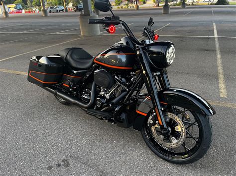 2022 Road King Special Apex Harley Davidson Forums