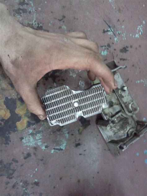 Замена сеток маслоотделителя. — Lada Калина Хэтчбек (1G), 1,6 л, 2008 ...