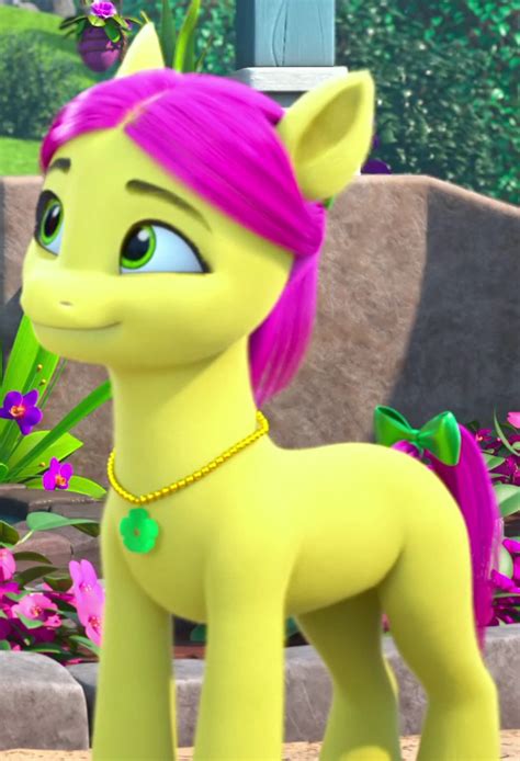 Mlp Ponei Stralucitor Printesa Luna