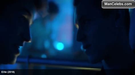 Aron Piper Blowjob At The Disco Eporner