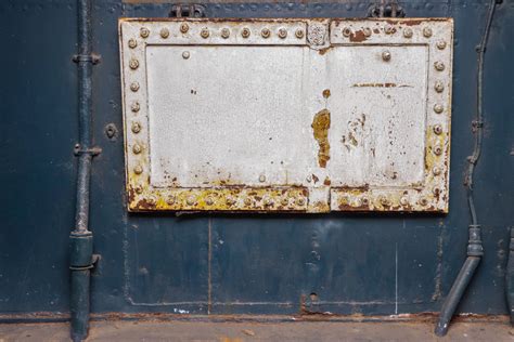 무료 이미지 보트 배 전함 휴스턴 갈색 창문 목재 구형 고정물 세례반 노면 페인트 벽돌 가스 Tints And Shades 대칭 정면 금속