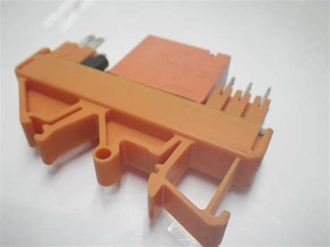 Rp 011024 Schrack Weidmuller 24v 10a 250vac Relay Base Socket Used