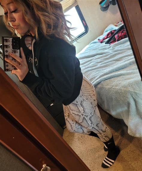 Because I Heard Yall Like Selfie Here🥰 F28 R Selfie