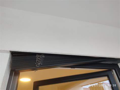 My Window Blinds Have Gone Misaligned Any Solution For This Rgermany