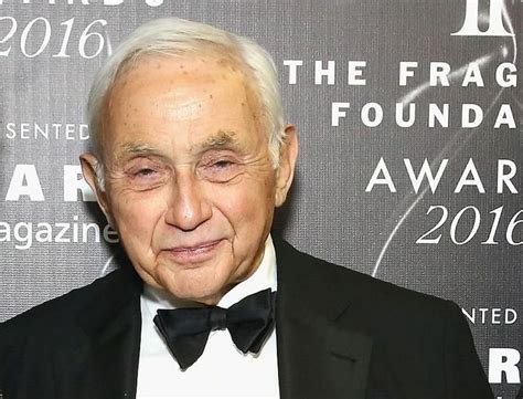 Les Wexner Accuses Jeffrey Epstein Of Taking His Money The Forward