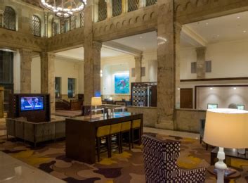 Courtyard By Marriott San Diego Downtown Go San Diego