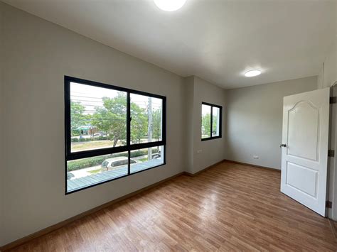 ขายทาวน์โฮมโครงการใหม่ สวย ถนนแพรกษา หมู่บ้านเจทาวน์ ทำเลดี ใกล้นิคมบางปู แต่งใหม่ทั้งหลัง