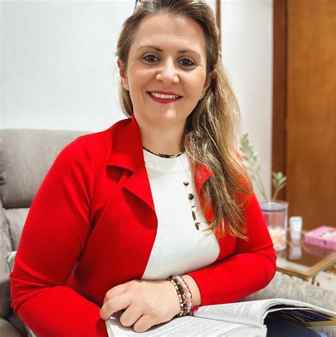 Amanda Nicoletti Psicanalista Salto Sp